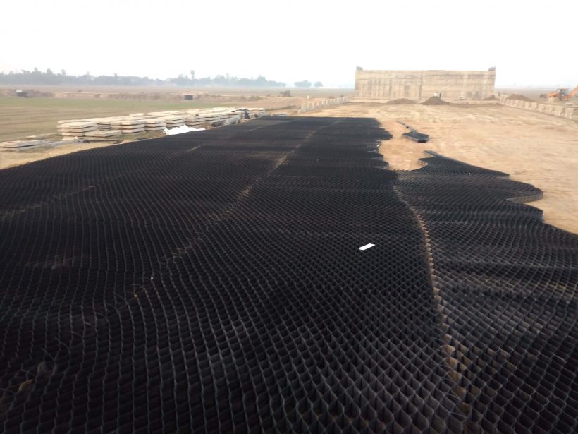 SGBGrid - Biaxial Geogrid for pavement reinforcement and construction