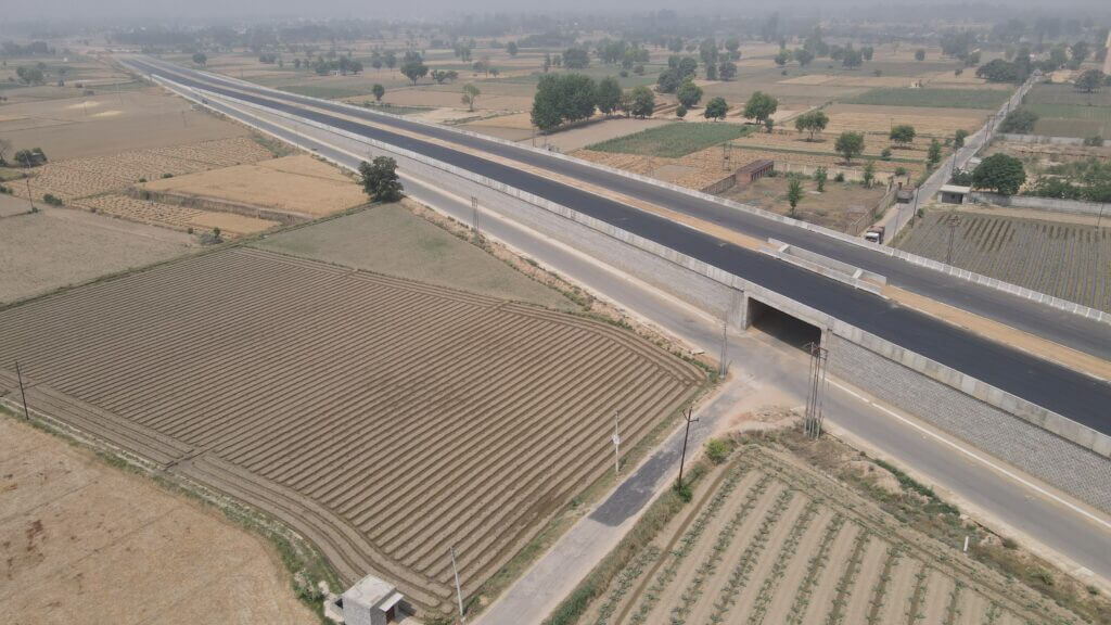 StrataDrain: Best Drainage Composite for landfill, mining & civil work