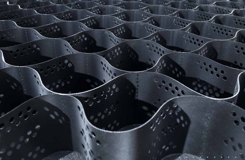 Applications and benefits of geocells in geotechnical engineering